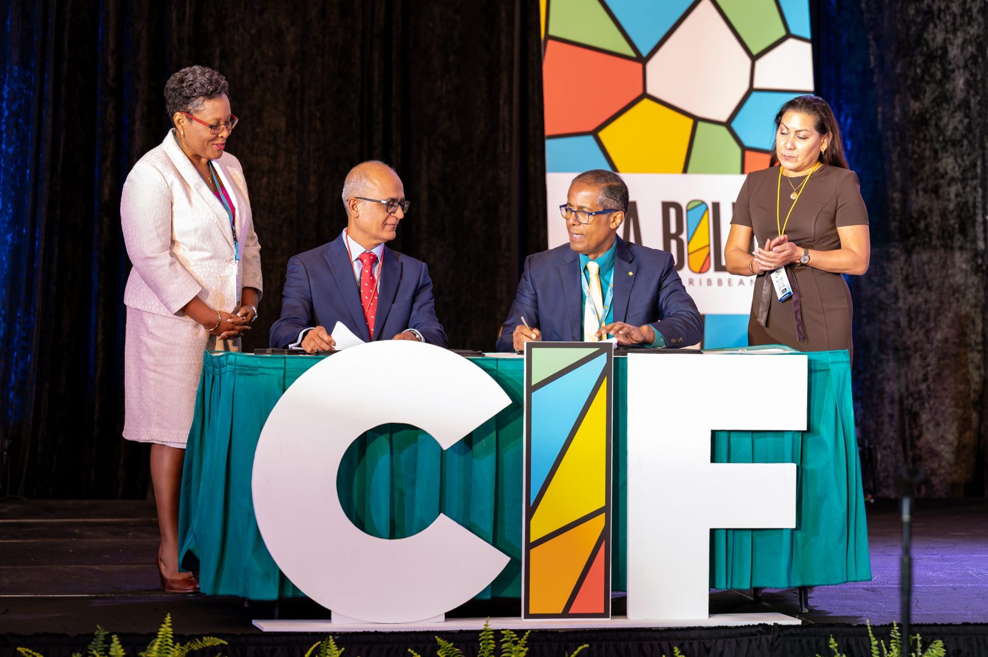 Caribbean Export and Republic Bank Extend Cooperation MOU to Empower ...